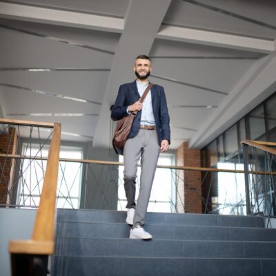 Men's Business Casual: How to Ace the Job Interview Dress Code